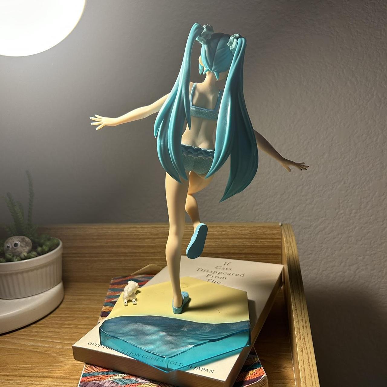 🍡Hatsune Miku Graduation Resort Figure🍡 In good... - Depop