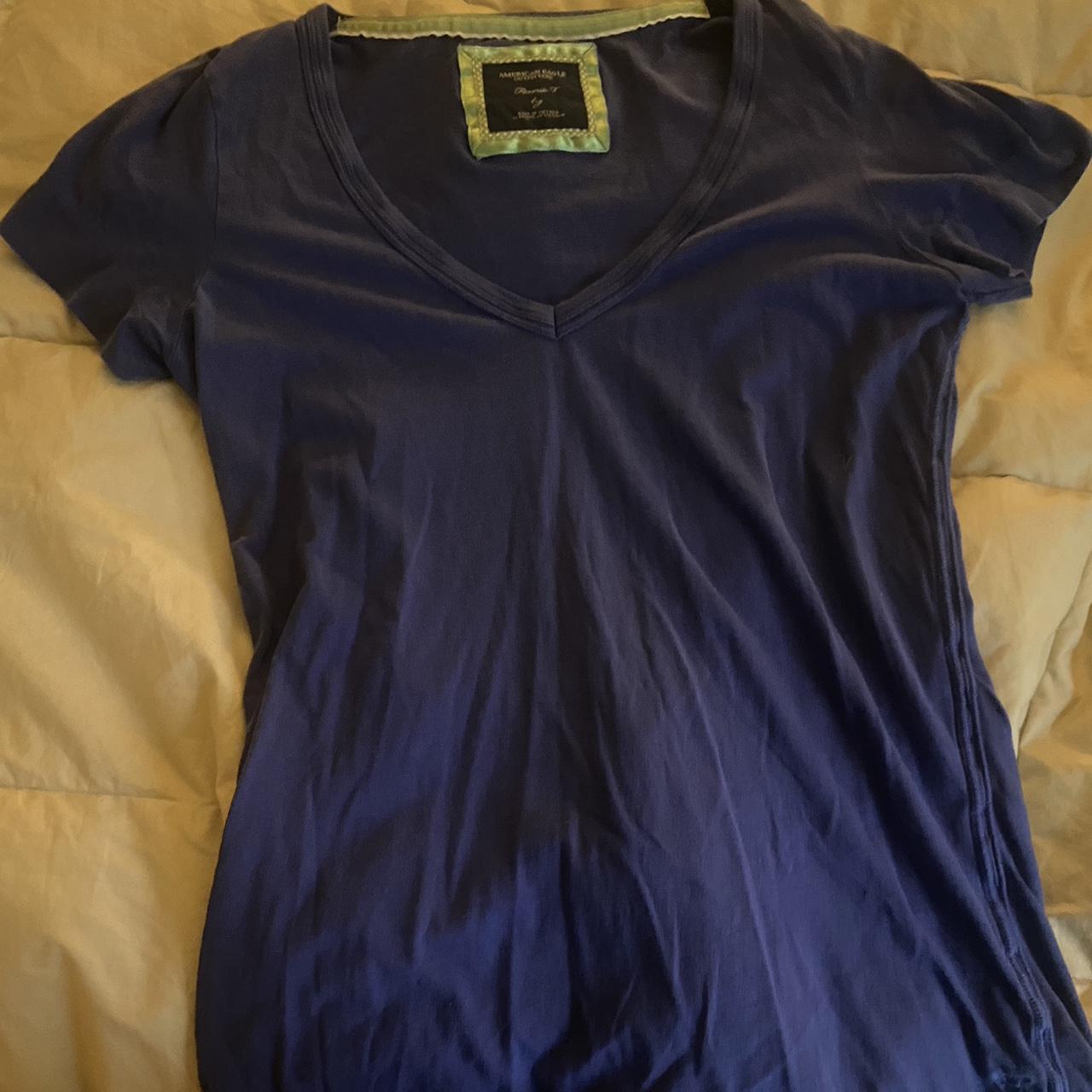 purple y2k 90s Abercrombie tee size large fits more... - Depop