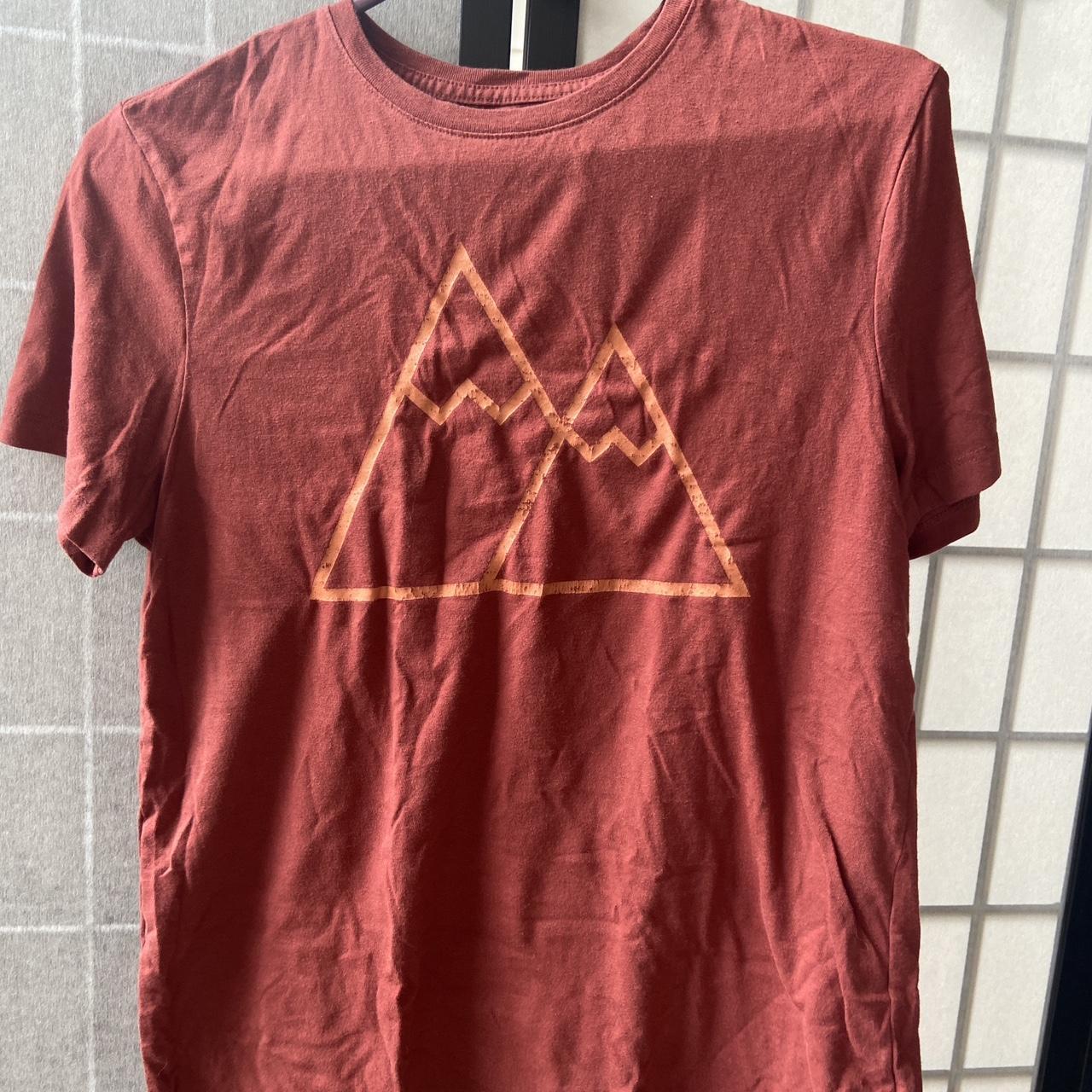 Goodfellow & Co. Men's Orange and Red T-shirt | Depop