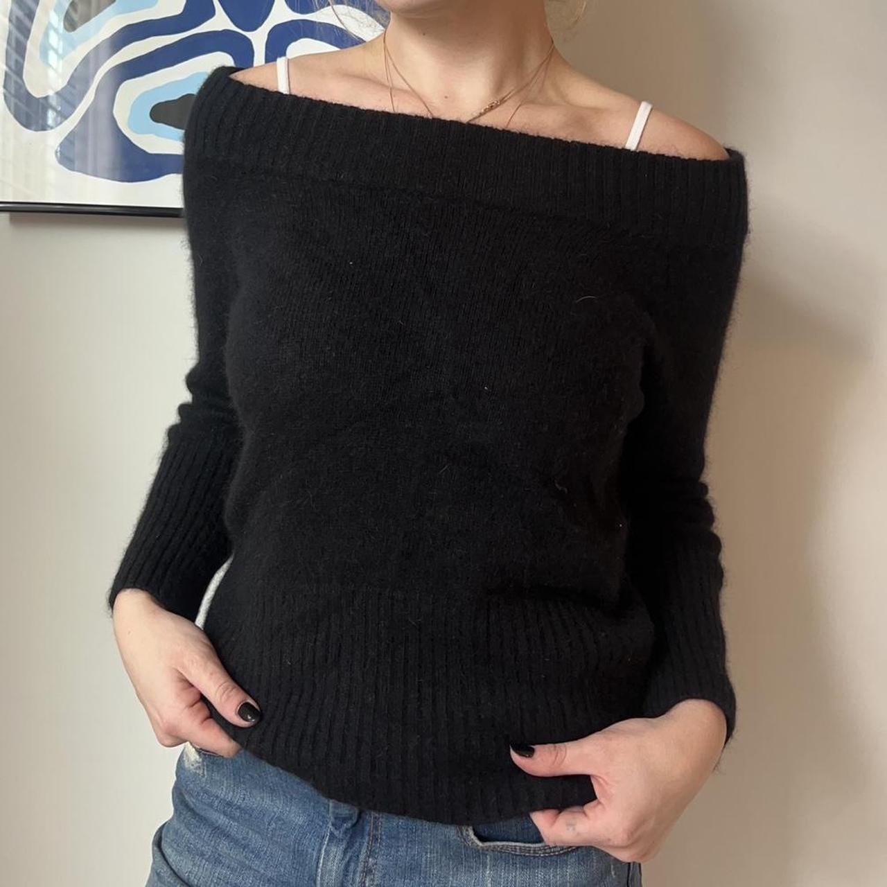 Vintage off the shoulder sweater - Depop