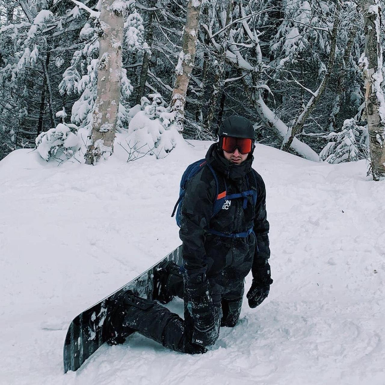 MONTEC Ski Jacket - Men’s Large - Depop