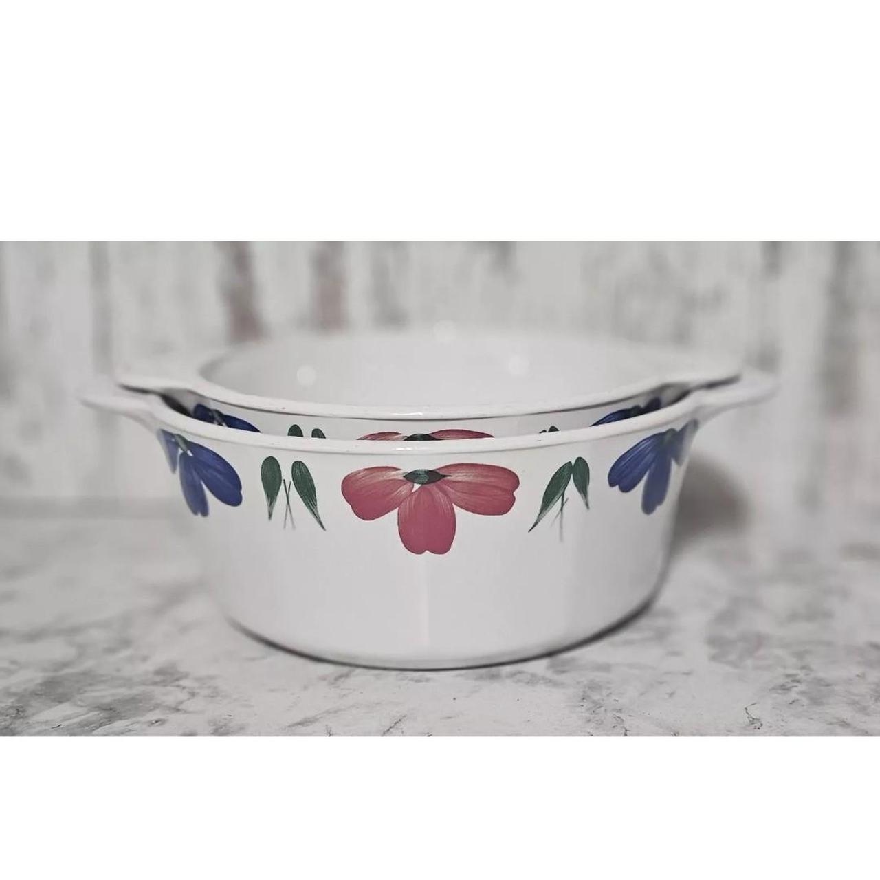 Vintage Corning Ware Round Casserole Dishes w Grab... | Depop