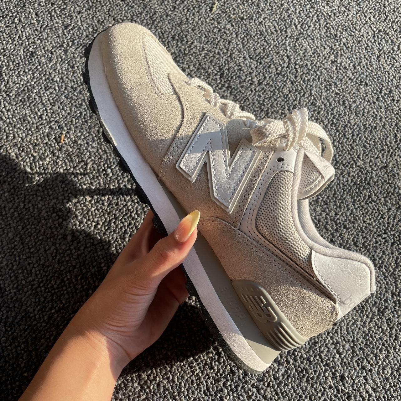 New Balance Women's Cream and Grey Trainers | Depop