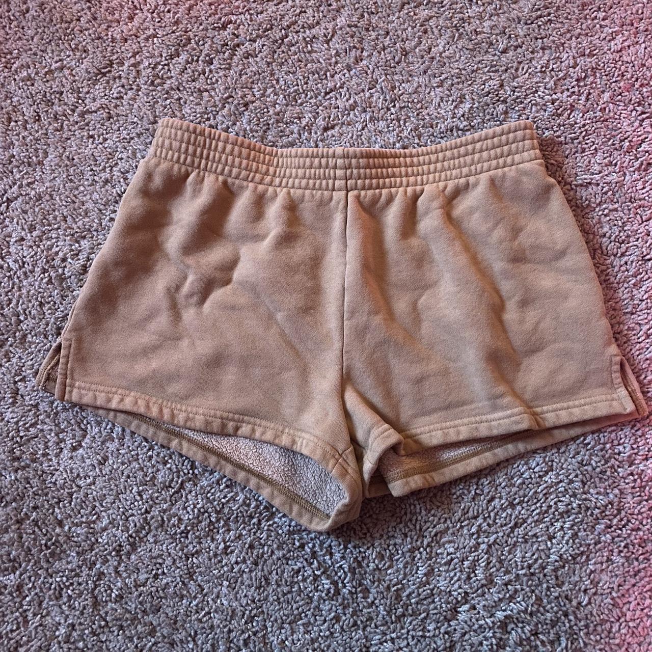 Aritzia sweat shorts *low rise, 3” * - Depop