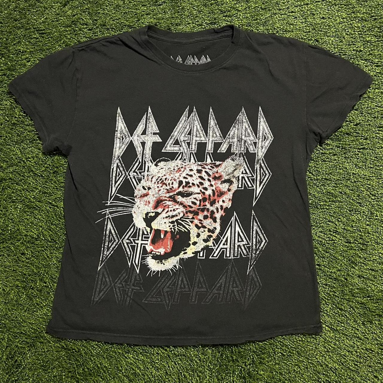 Def Leppard graphic tee. Size women’s medium. In... | Depop