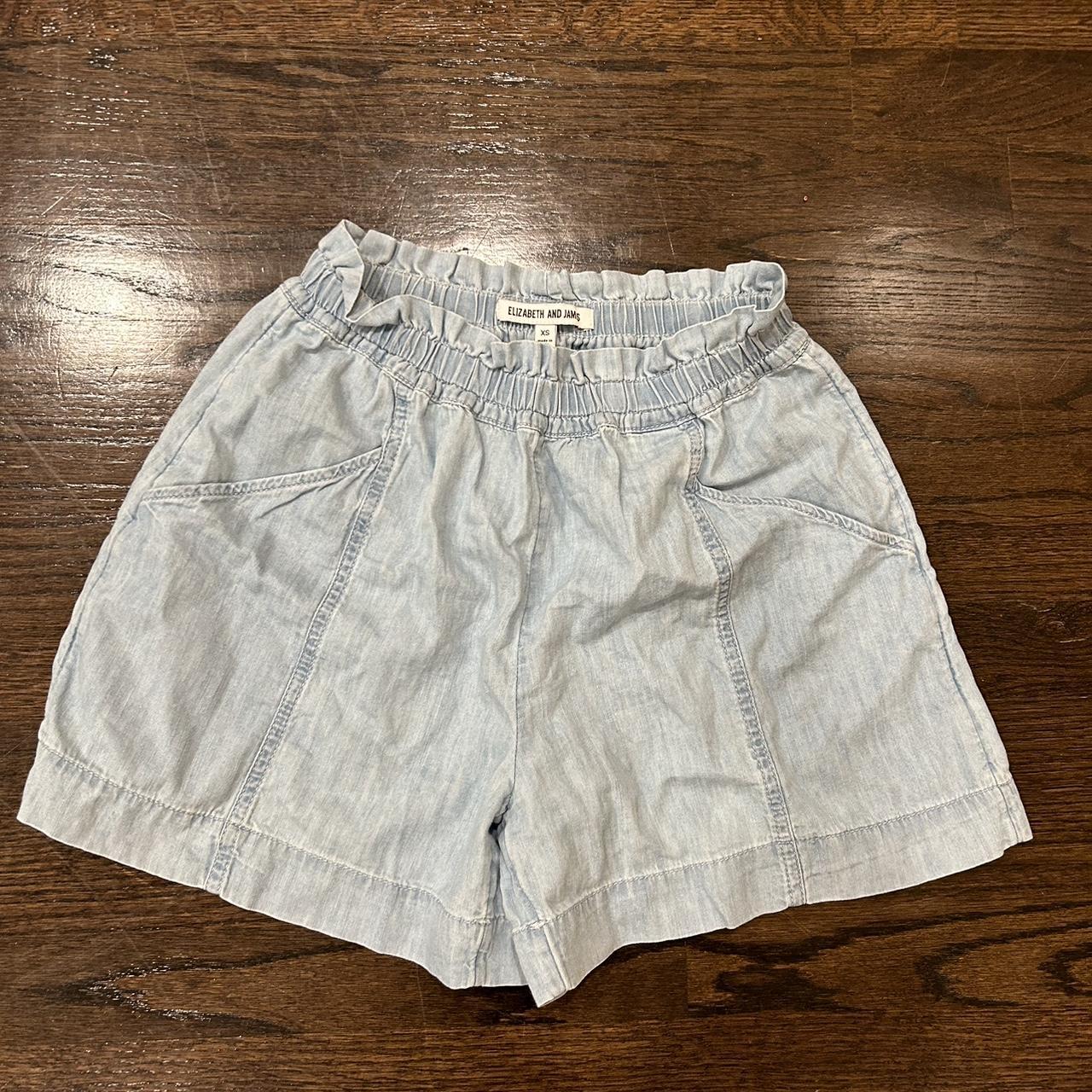 Elizabeth and James cotton shorts Size XS No flaws,... - Depop