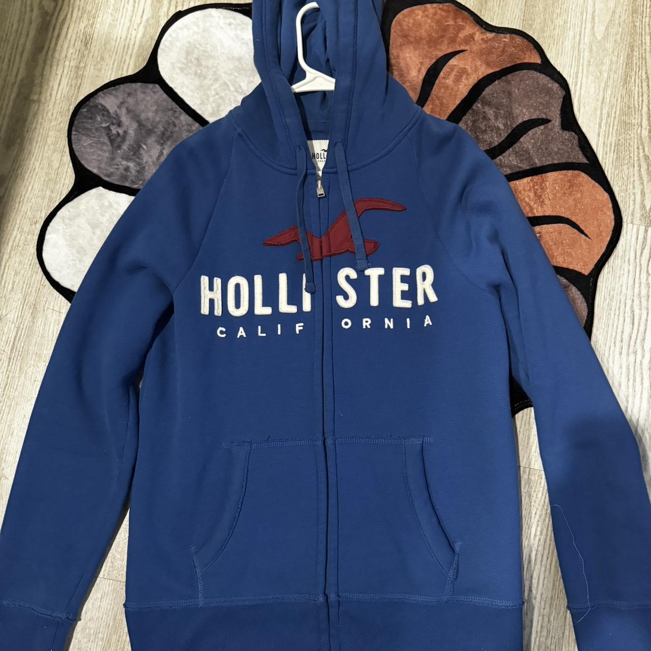 Vintage hollister zip up jacket very comfortable