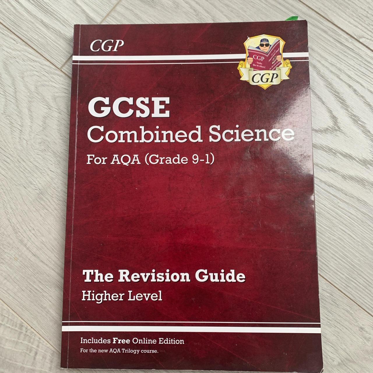 Combined science GCSE textbook/revision guide -... - Depop
