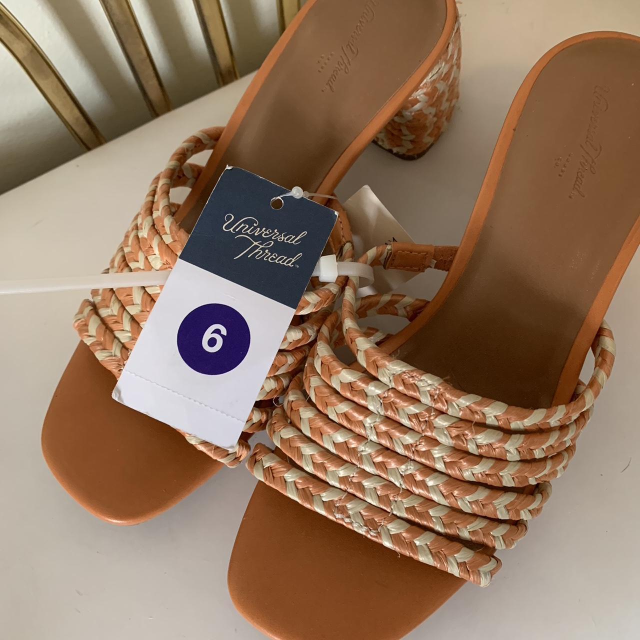 Universal Thread Women's Orange and White Sandals | Depop
