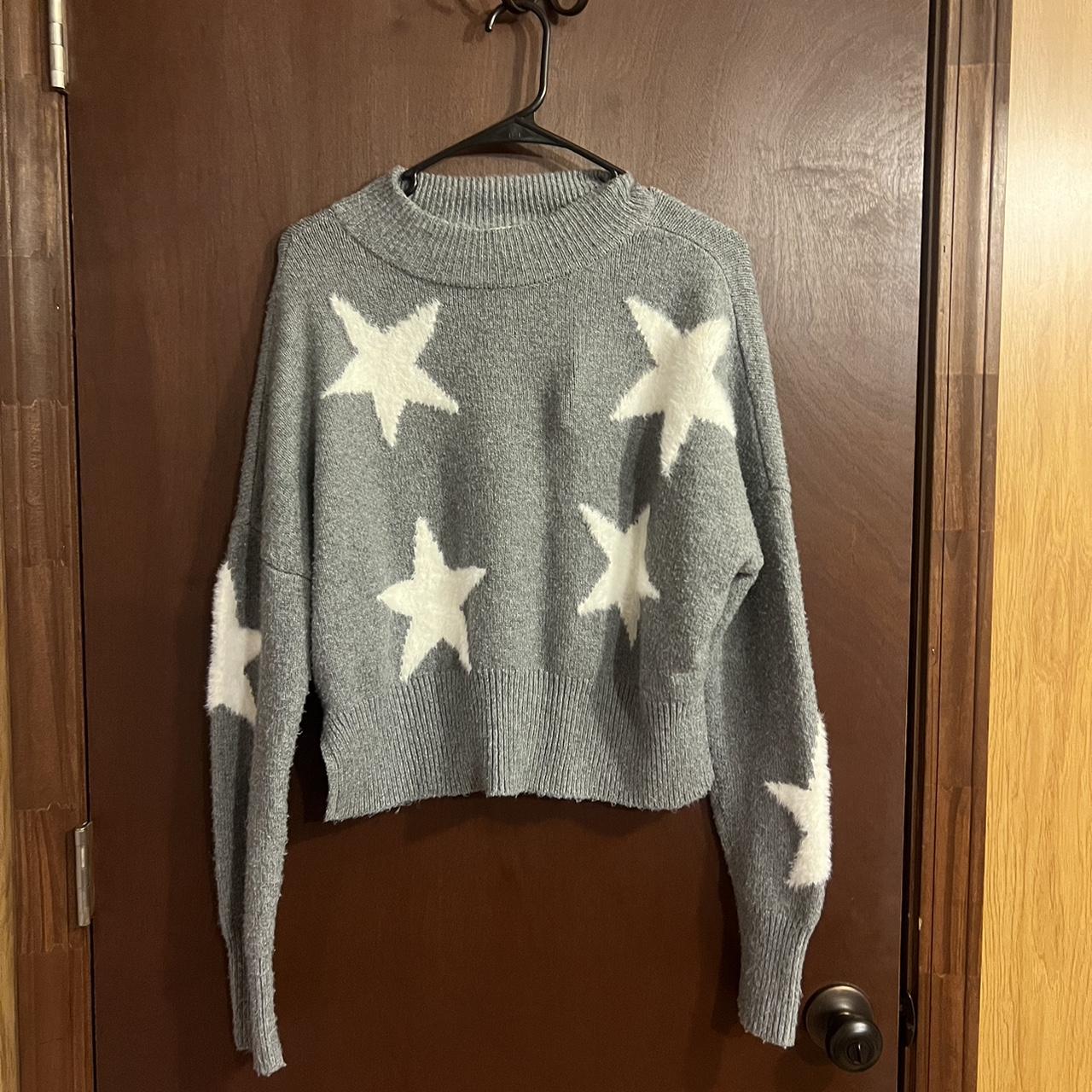 arizona star sweater free shipping !! #arizona... - Depop