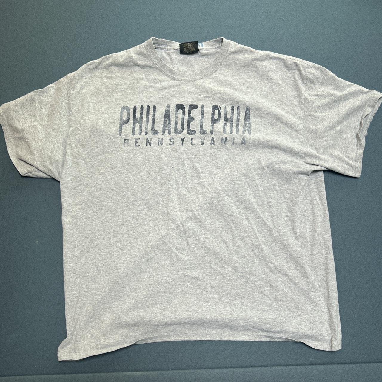 Oversize Grey Philadelphia tee fits like XL - Depop