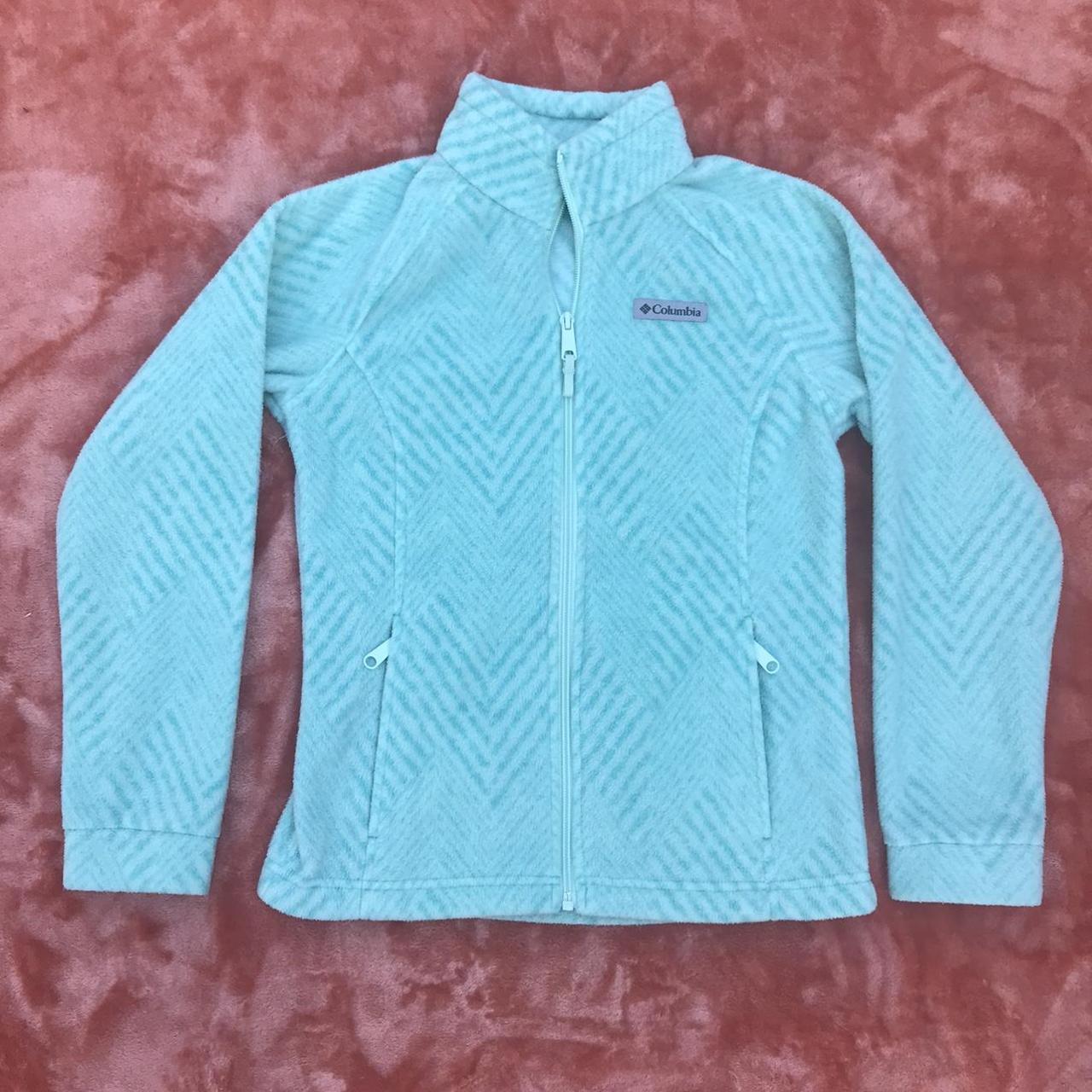 Size medium Columbia Girls Fuzzy Outdoor Jacket.... - Depop