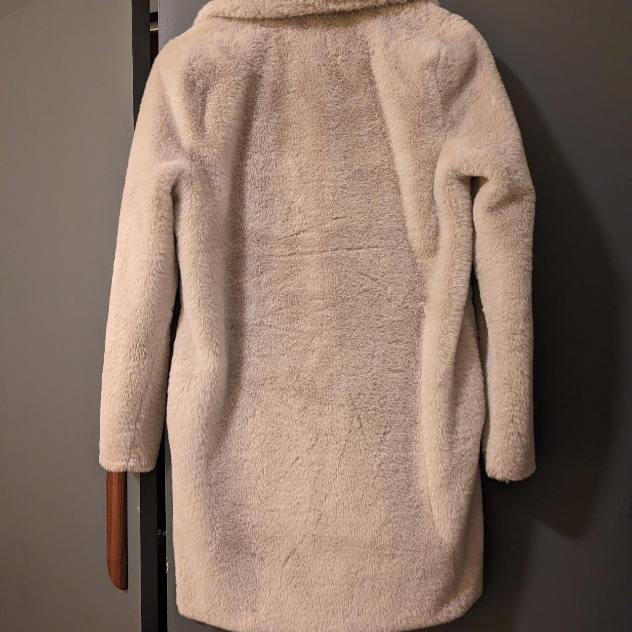 Dotti Fur Coat - 8 - worn once - silky lining | Depop