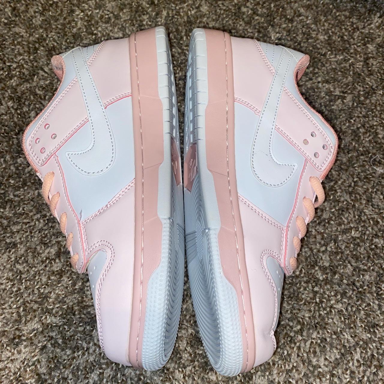 Nike Pink pigeon Dunks sizs 5.5 new - Depop