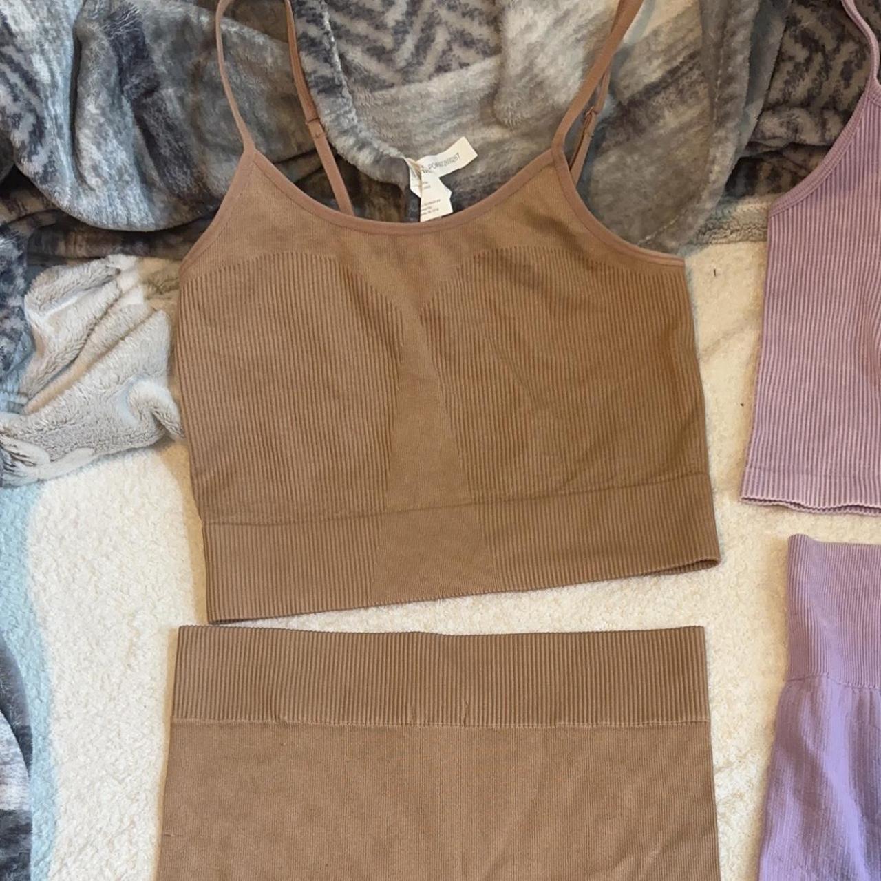 Brown workout set M/L - Depop