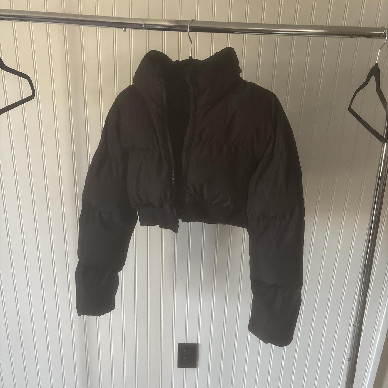 Black cropped puffer jacket #pufferjacket - Depop