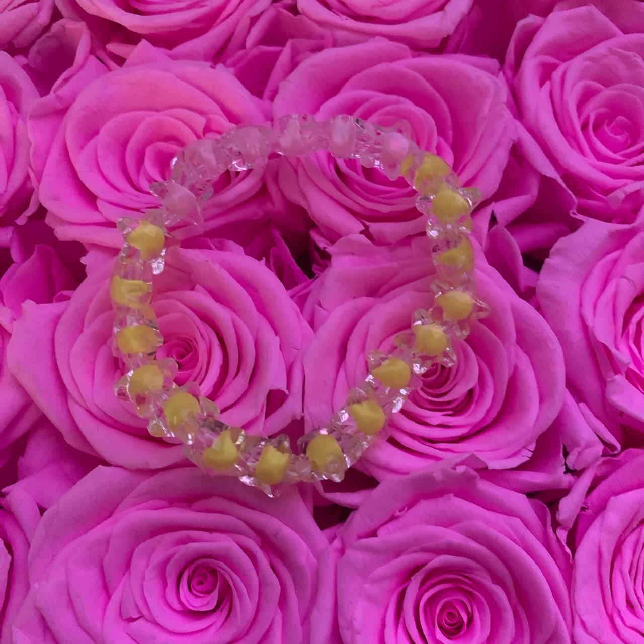 Cute stretchy pink lemonade bracelet - Depop