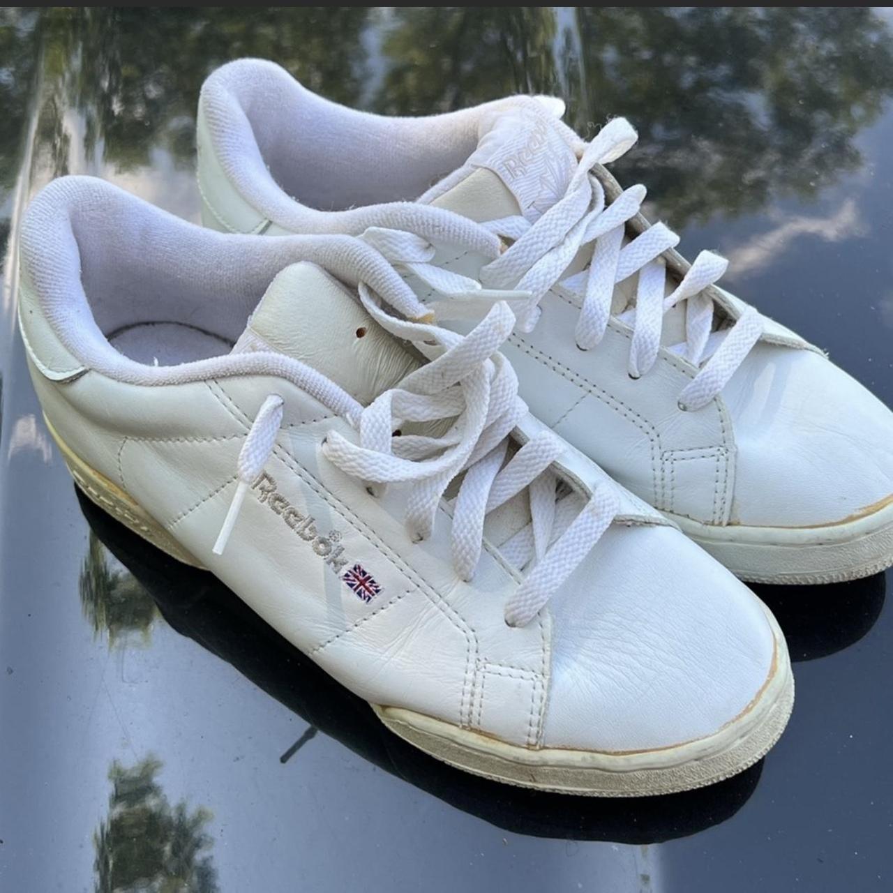 Vintage white Reebok tennis shoes size 7 - Depop