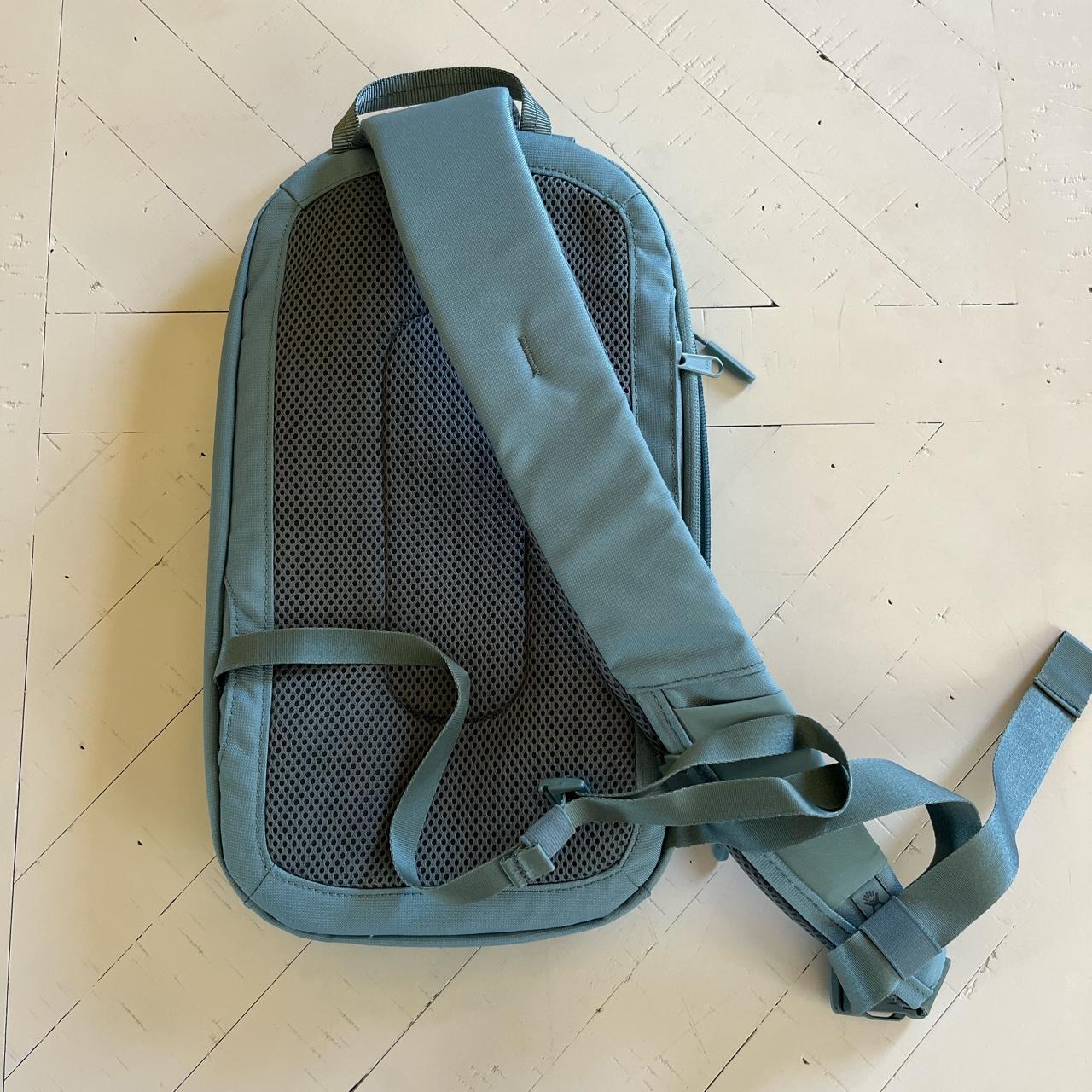 Hydro Flask Slingback Bottle Pack/Backpack. Brand... - Depop