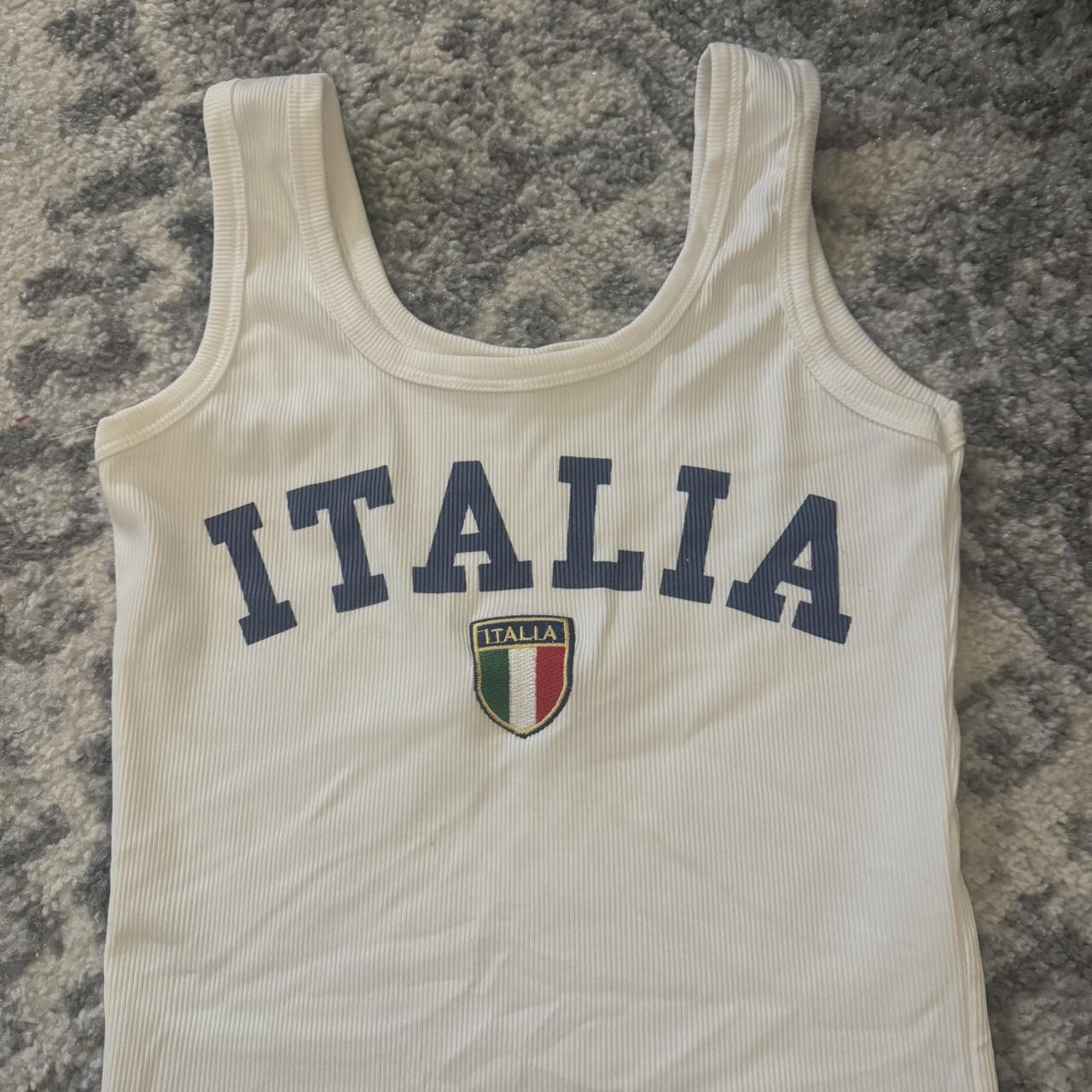 Vintage Italian tank top Small - Depop
