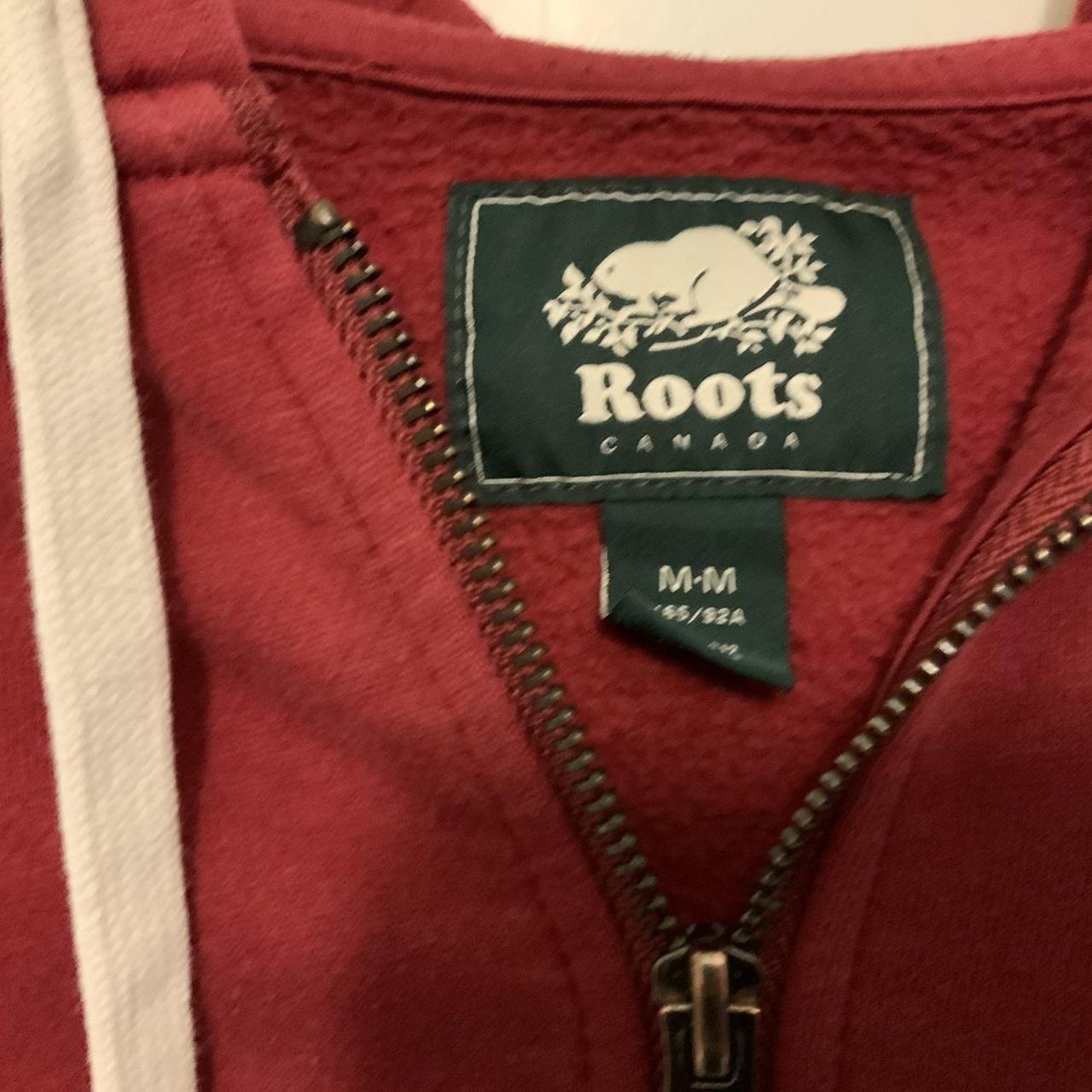 Roots zip up hoodie Size M - Depop