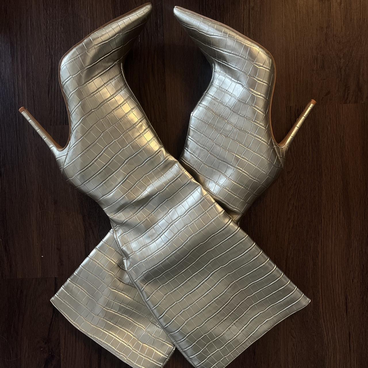 Gold knee high heels - never worn! - Depop