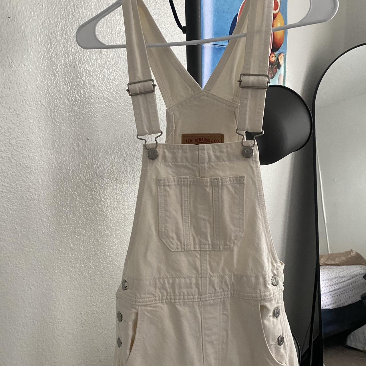 size xs levi’s white overalls - Depop