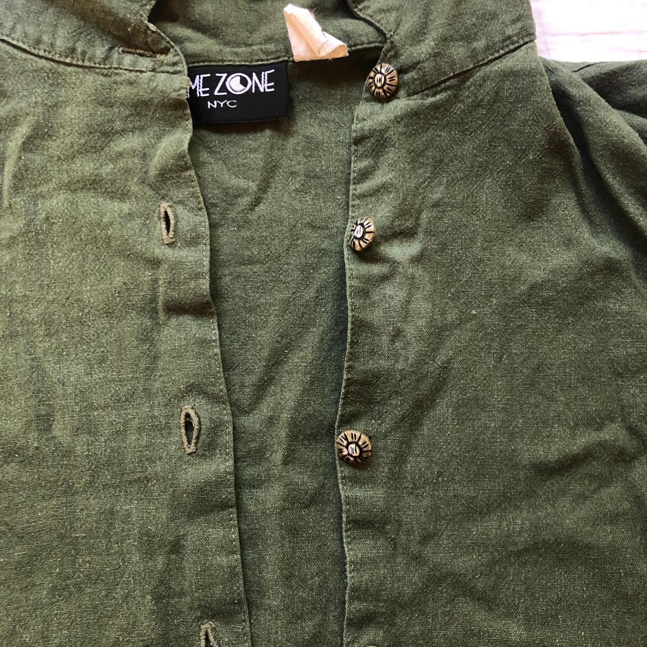 Green linen button-up top Obsessed with the... | Depop