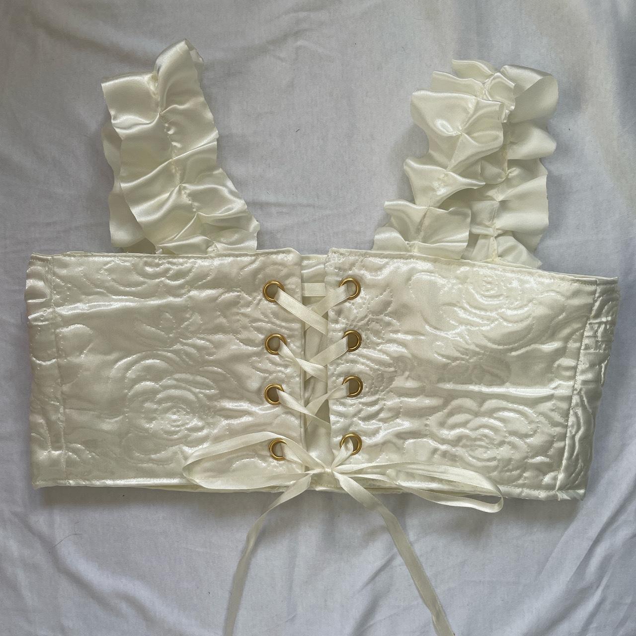 Fleur Quilted Floral Corset For the petite &... - Depop