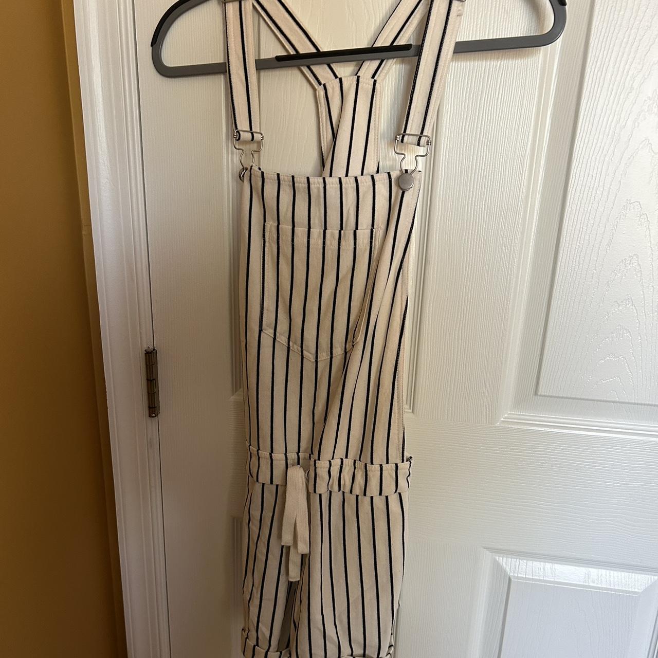 Altar’d State overalls, Medium, super cute and comfy - Depop