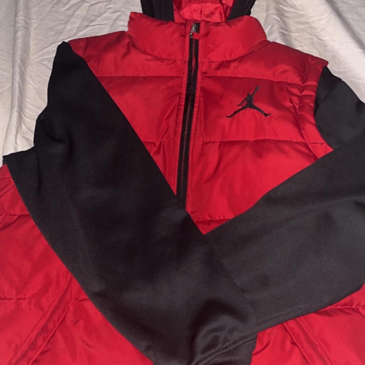 12-13 yrs jordan puffer jacket, worn a 2-3 times - Depop