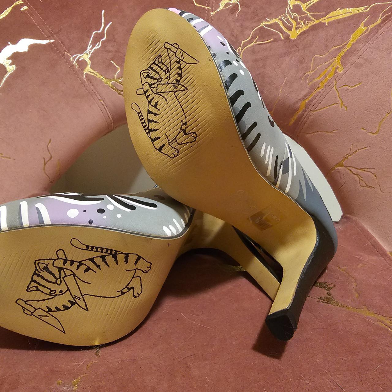 Iron Fist Womens Grey Bunny Shoes Size EU37 - Depop