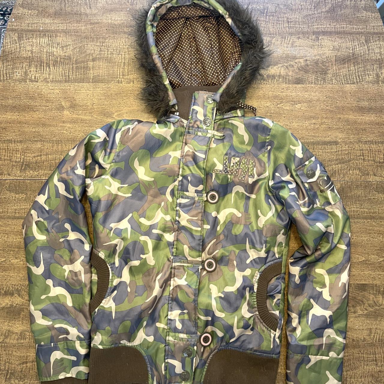 Vintage Lost Enterprises Camo Jacket Womens Size... - Depop