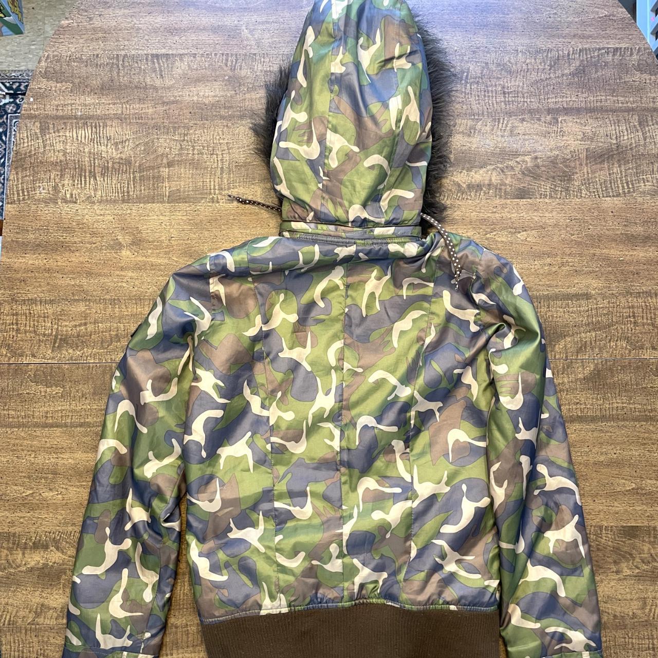 Vintage Lost Enterprises Camo Jacket Womens Size... - Depop