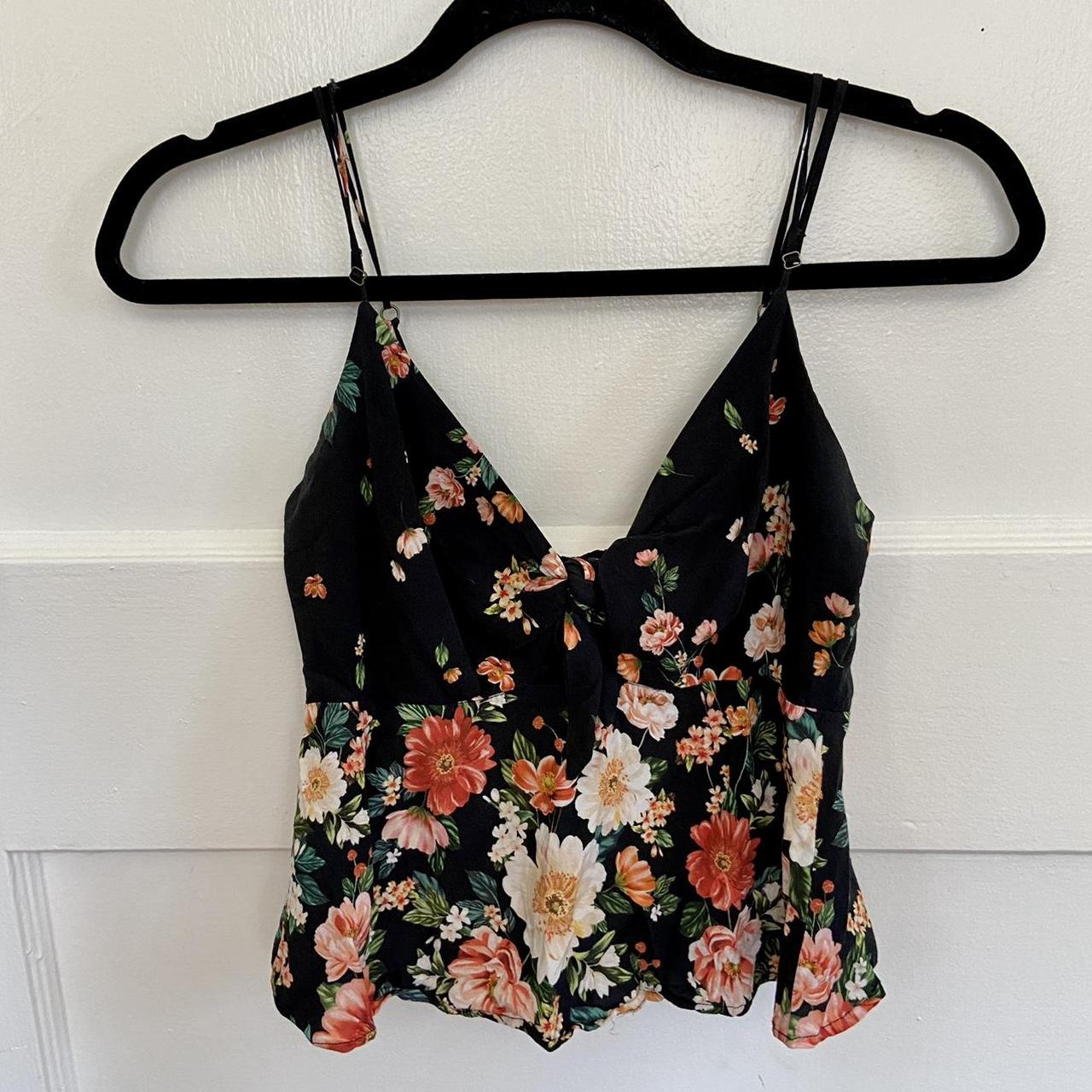 🌼 FARM RIO flower tank 🌼 ️adjustable straps ️great... - Depop