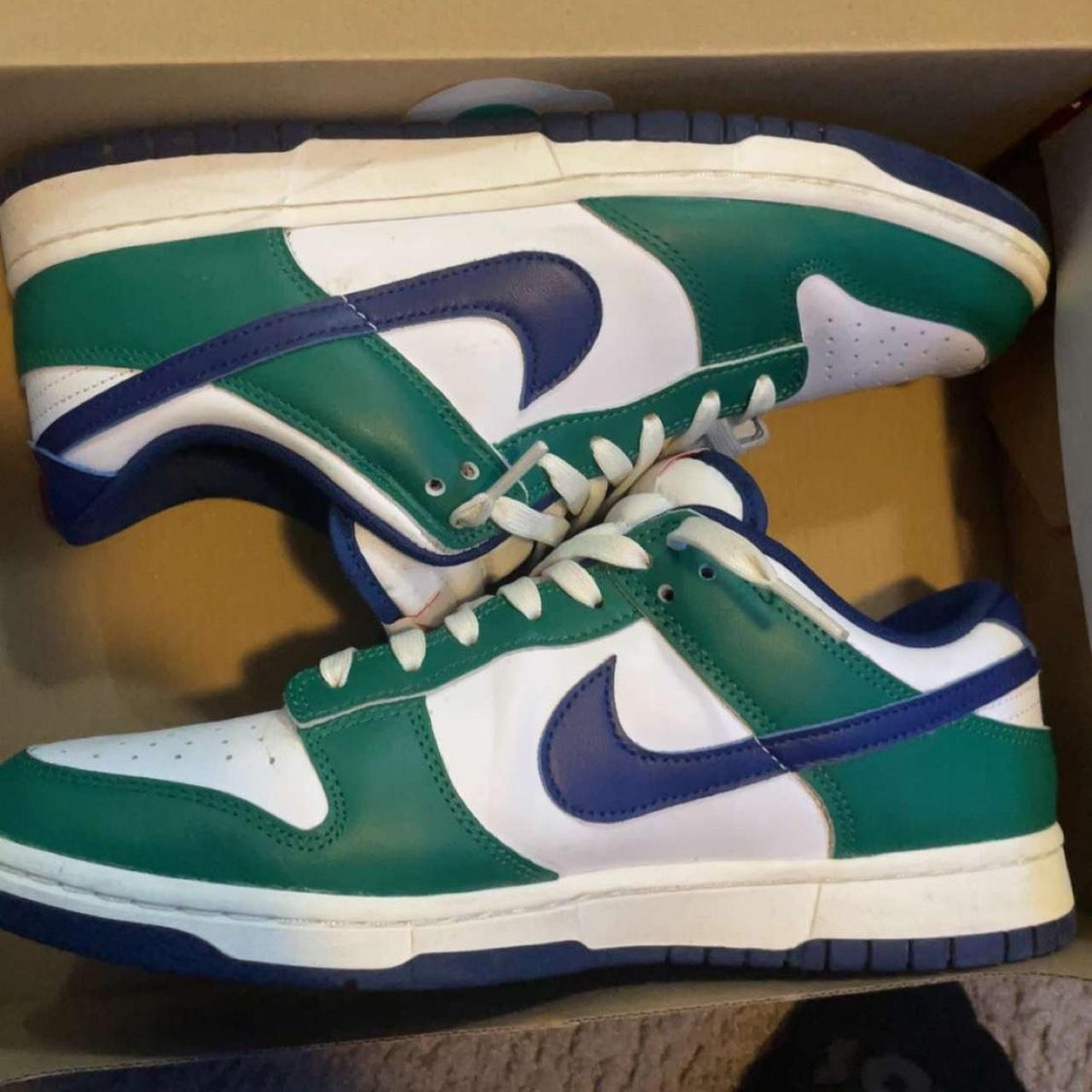 Green white and blue Nike dunks - Depop