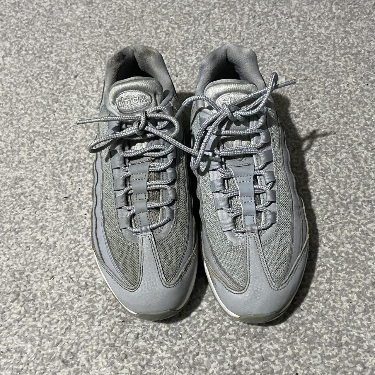 Nike Air Max 95 (110s) trainers In decent condition... - Depop