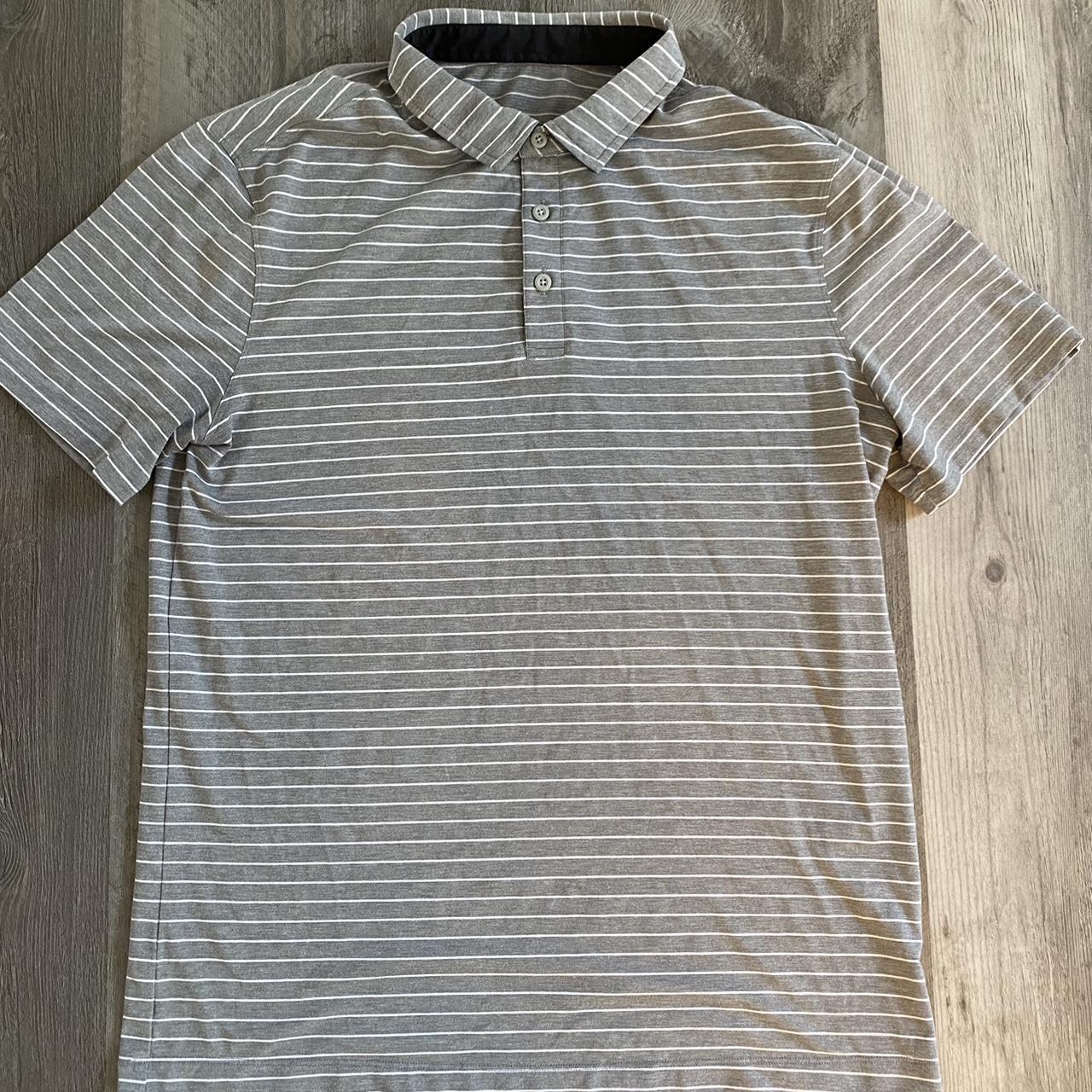 Lululemon men’s polo - Depop