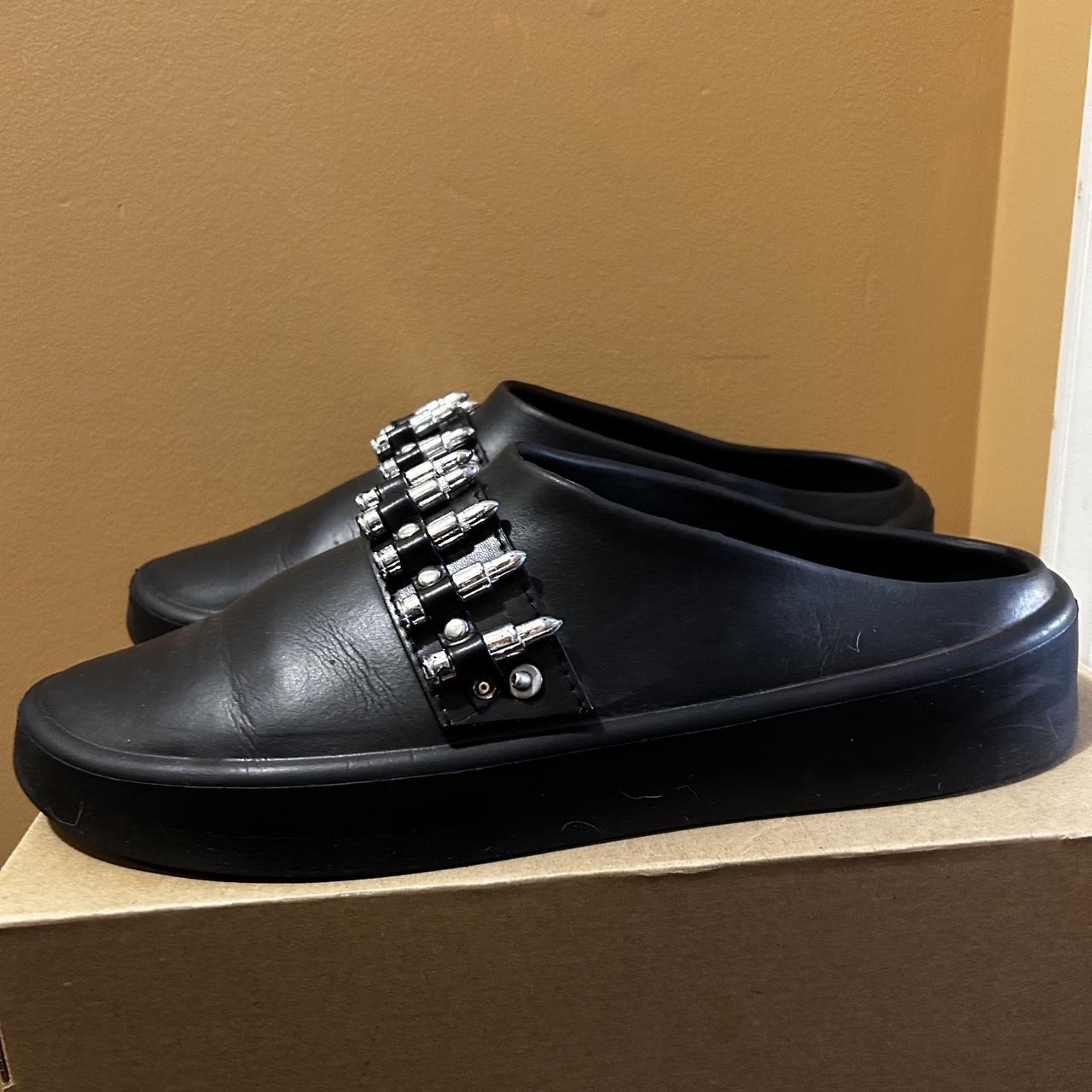 Bullet slides Sum creasing in front due to wear but... - Depop