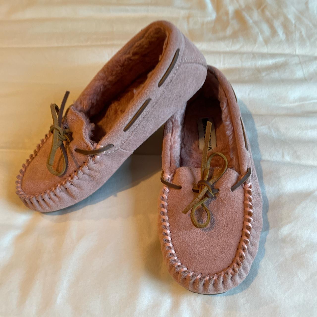 Rose Pink moccasin slippers 🌹 🩷 soft faux fur inside... - Depop