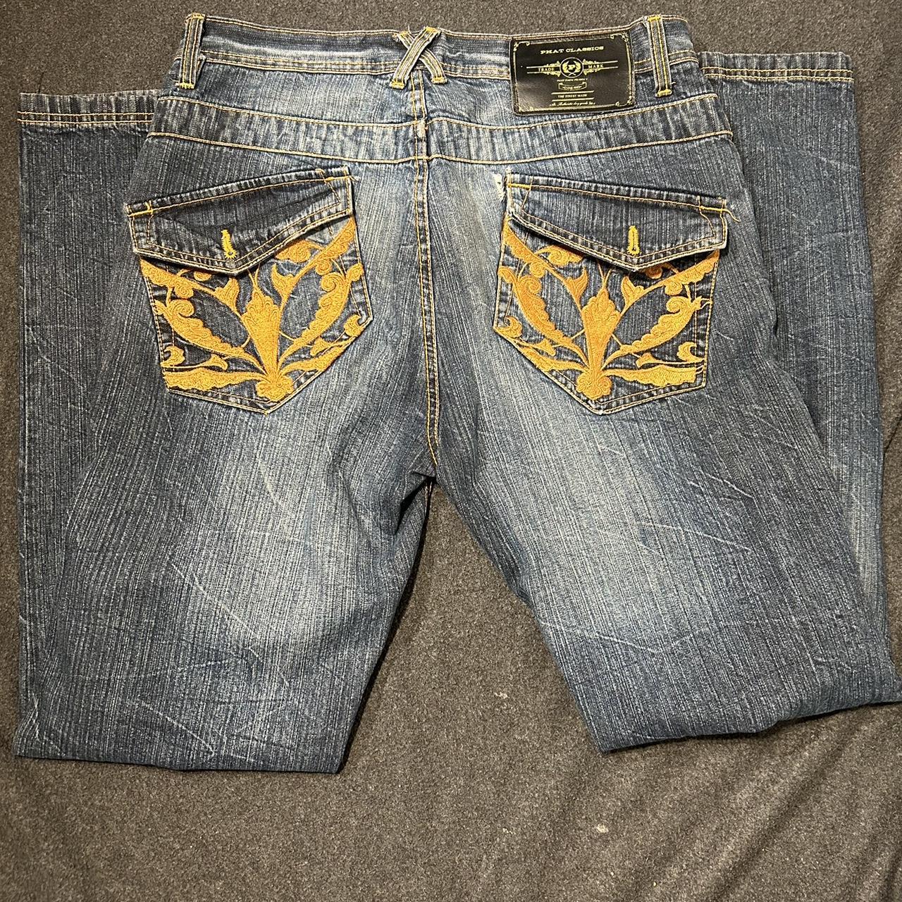 Men’s Phat Farm Classics Relaxed Fit jeans 32/34 - Depop