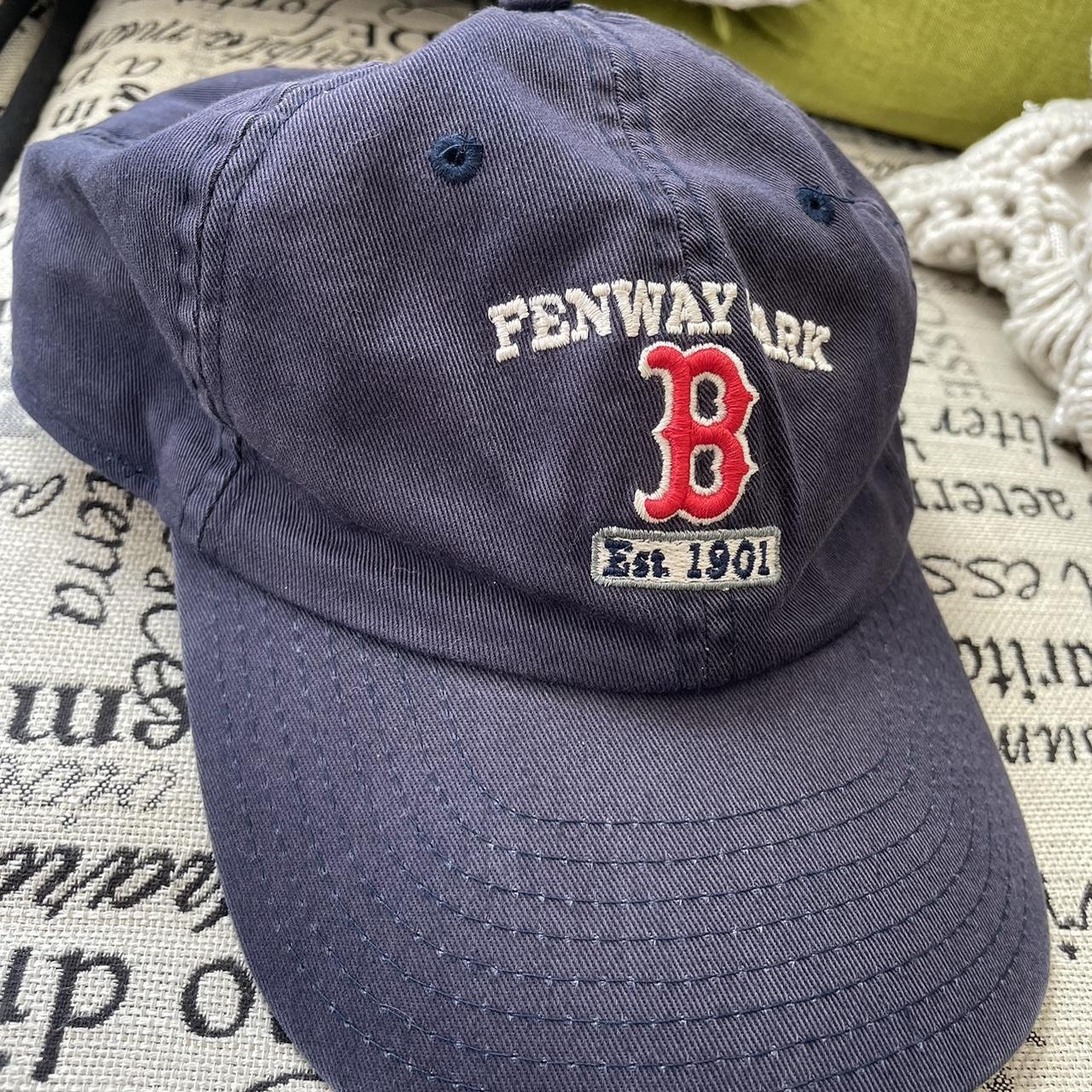 Vintage Boston Red Socks Hat Beautiful colors, a... - Depop