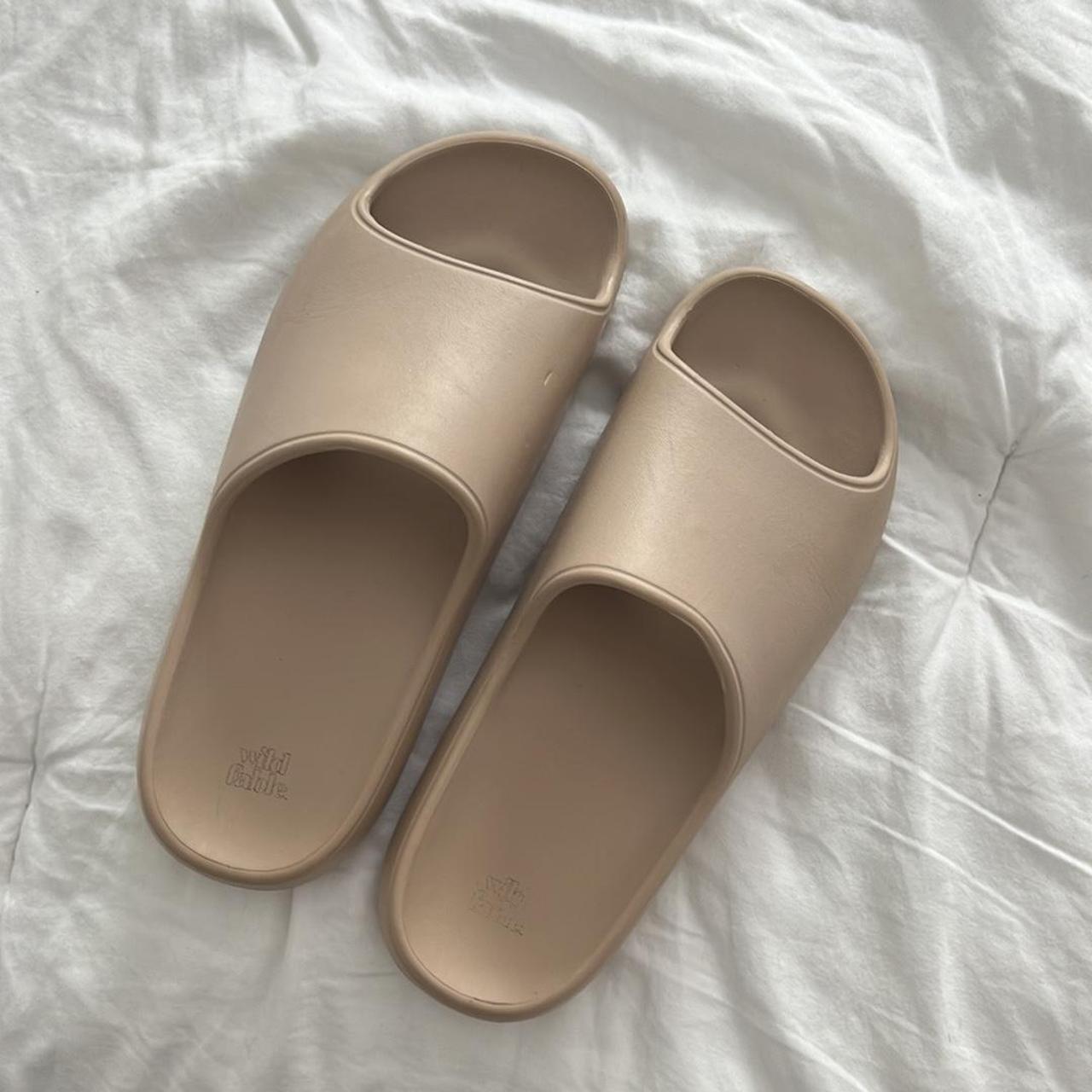 Wild Fable Women's Tan Slides | Depop