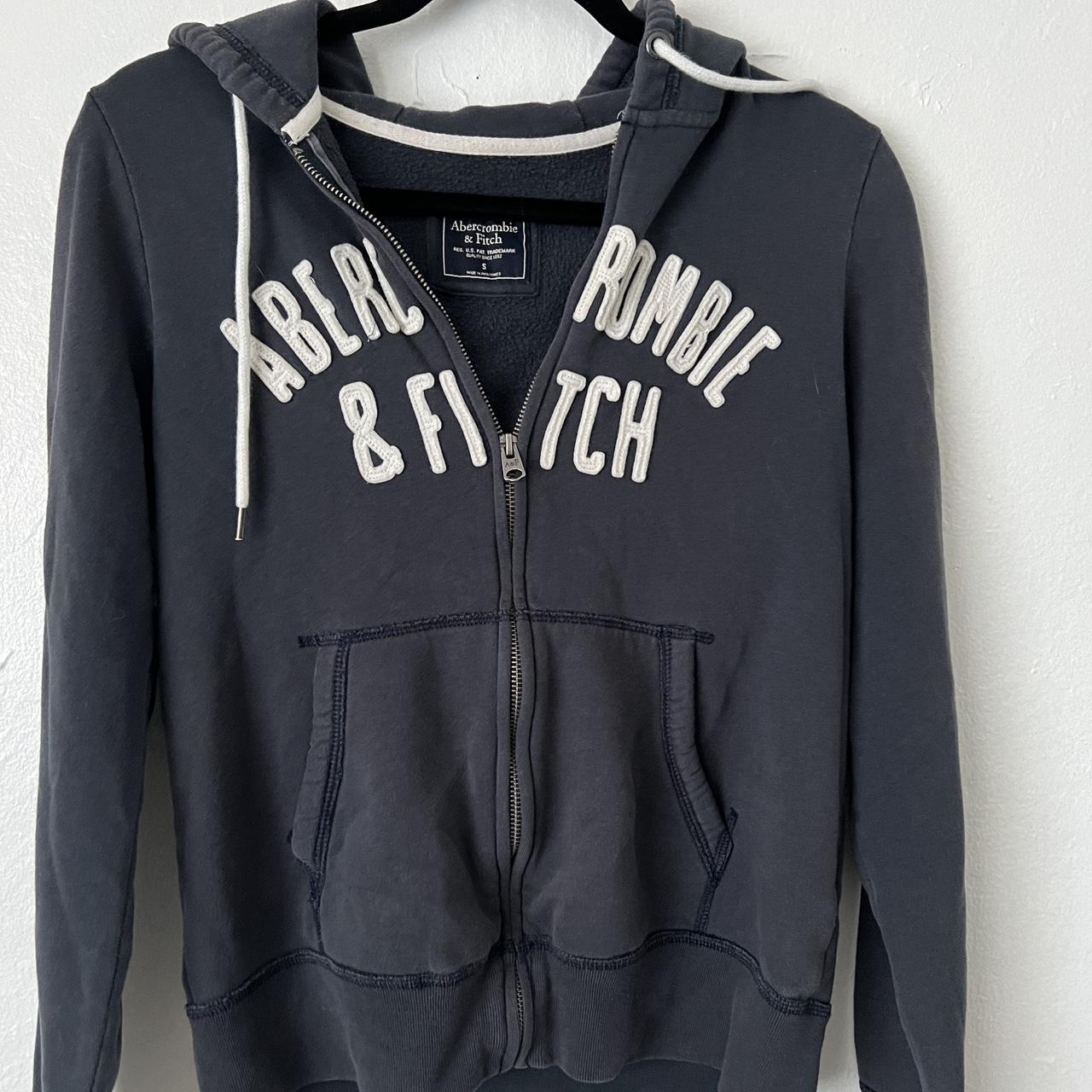 ABERCROMBIE AND FITCH USED ZIP UP hooded SWEATER in... - Depop