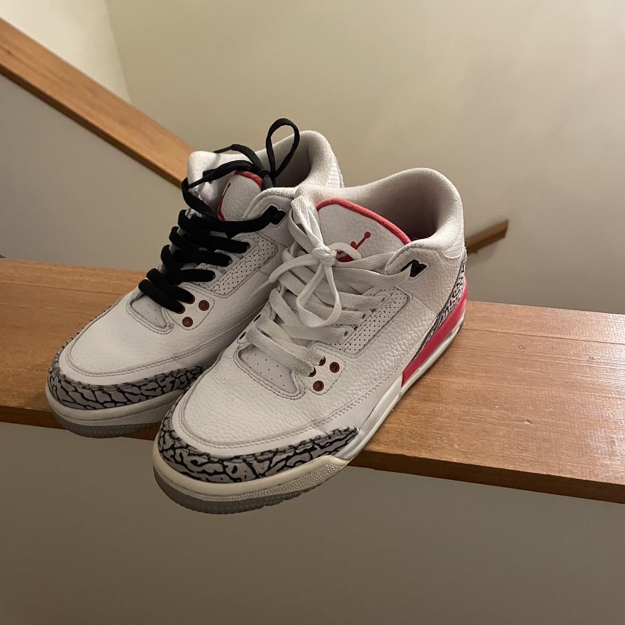air jordan 3 fire red size 5.5 y 7 w only worn once... - Depop