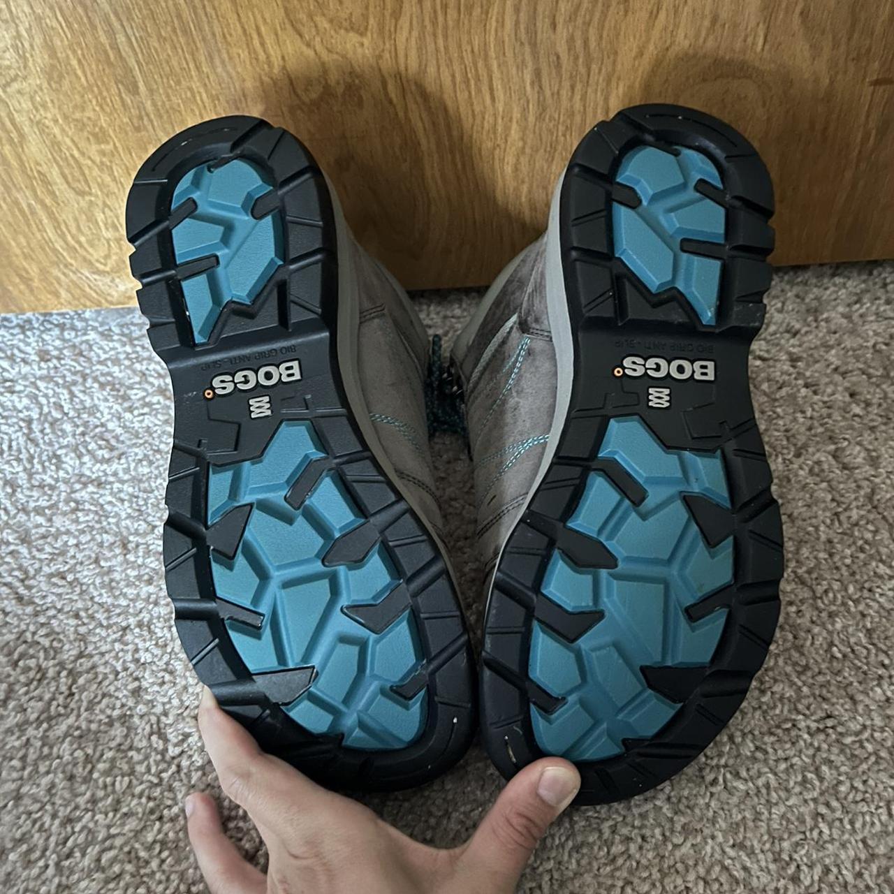 Bog womens hiking boots. Size 7.5. Gently worn. - Depop