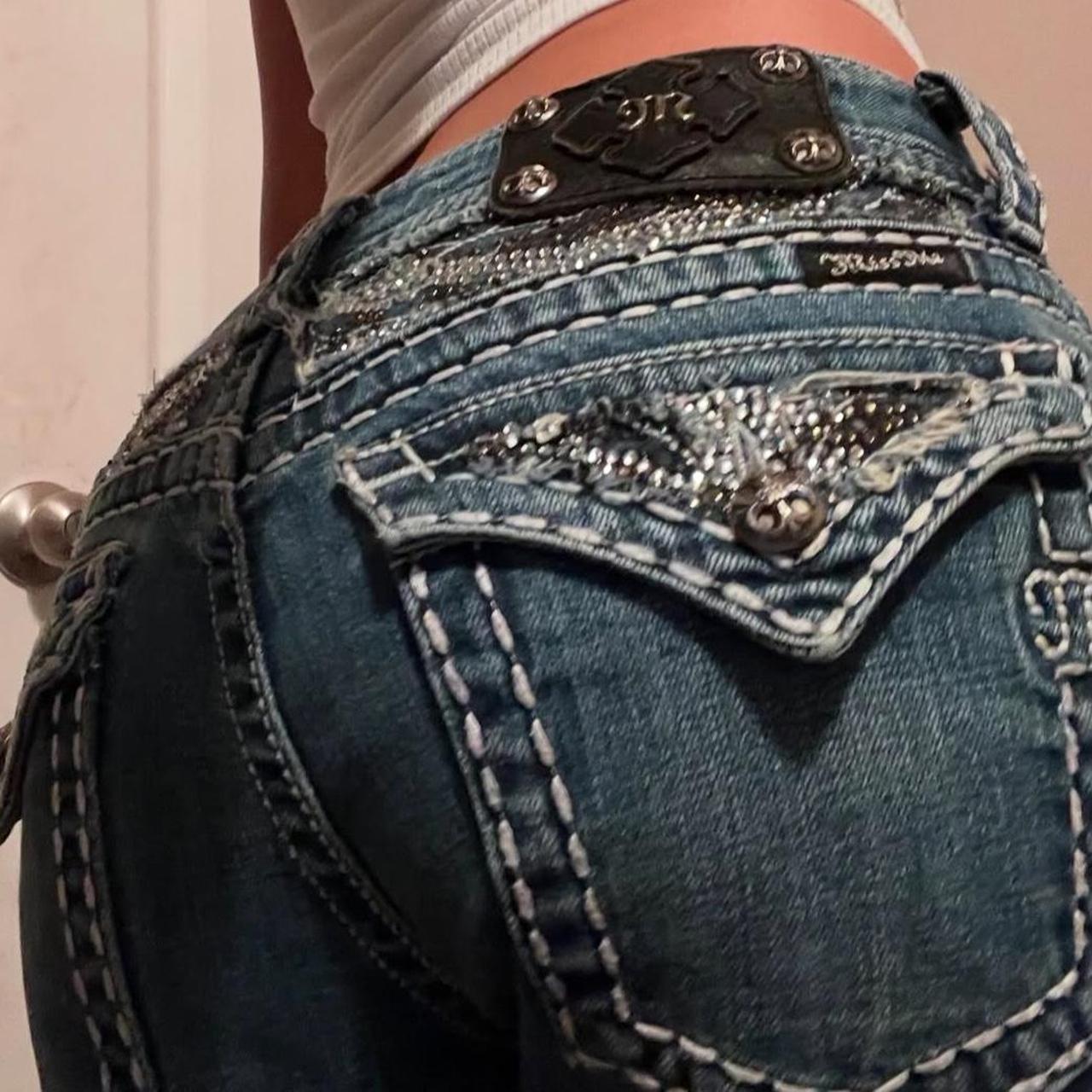 Low rise miss me jeans, fits nice and snug, and... - Depop