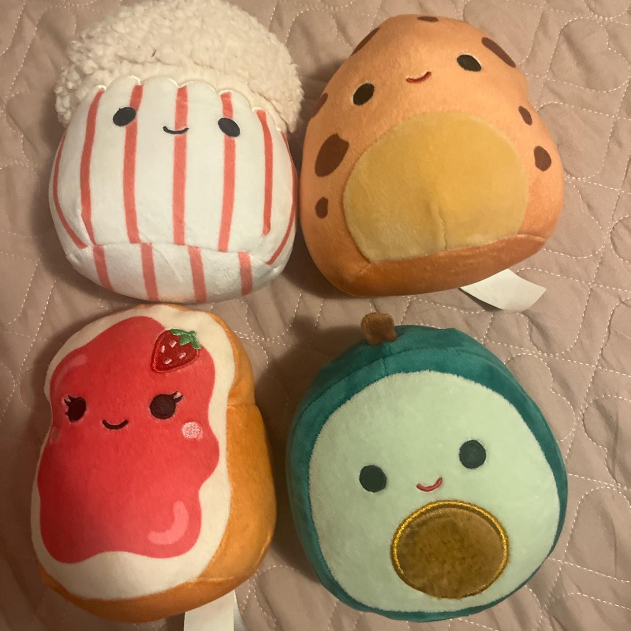 4 Cute Squish mellows - Depop
