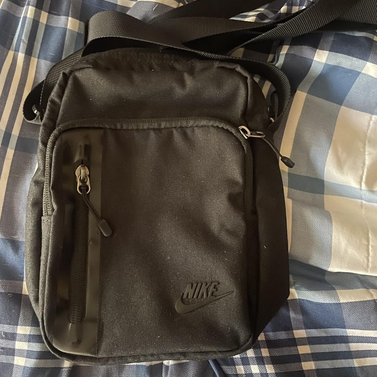 Nike tech bag - Depop