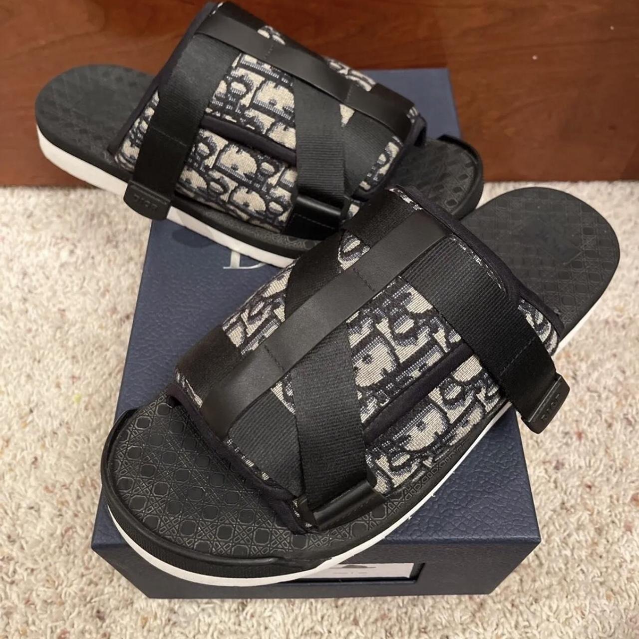 DIOR SLIDES -condo 10/10 -not my style nomo -willing... - Depop